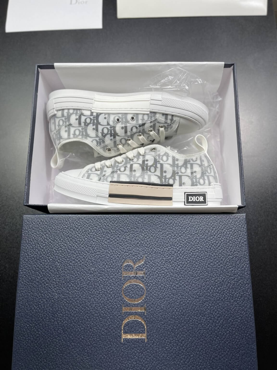 Giày Converse Dior Kaws B23 Cổ Thấp – Dior B23 Oblique Low