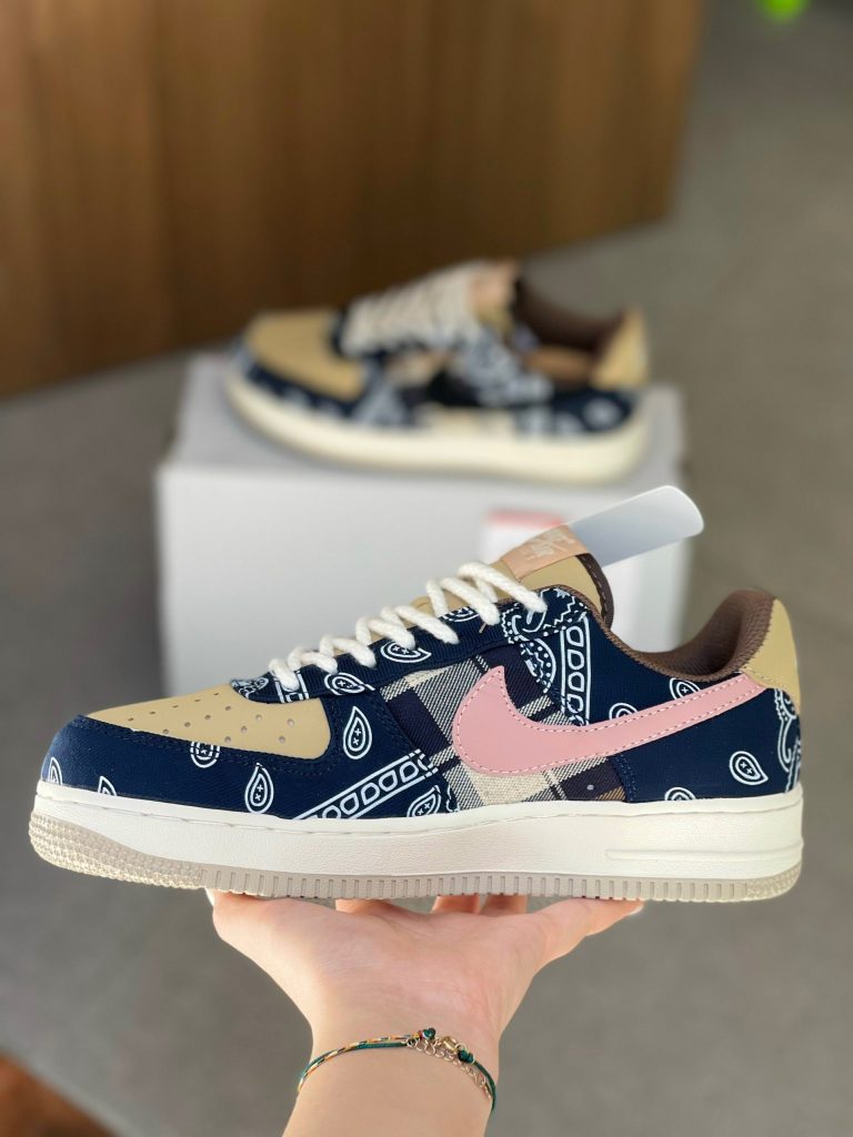 Giày Nike Air Force 1 Travis Scott Cactus Jack Nâu