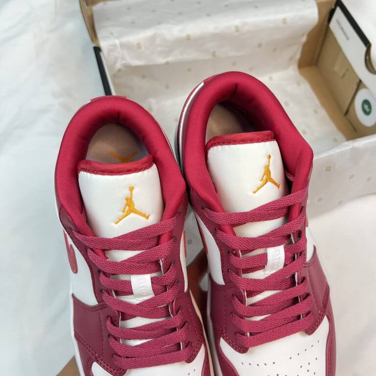 Giày Nike Air Jordan 1 Low Cardinal Red 553558-607