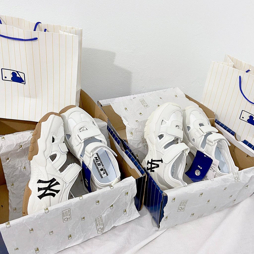 Giày MLB Big Ball Chunky Mask New York Yankees Cream