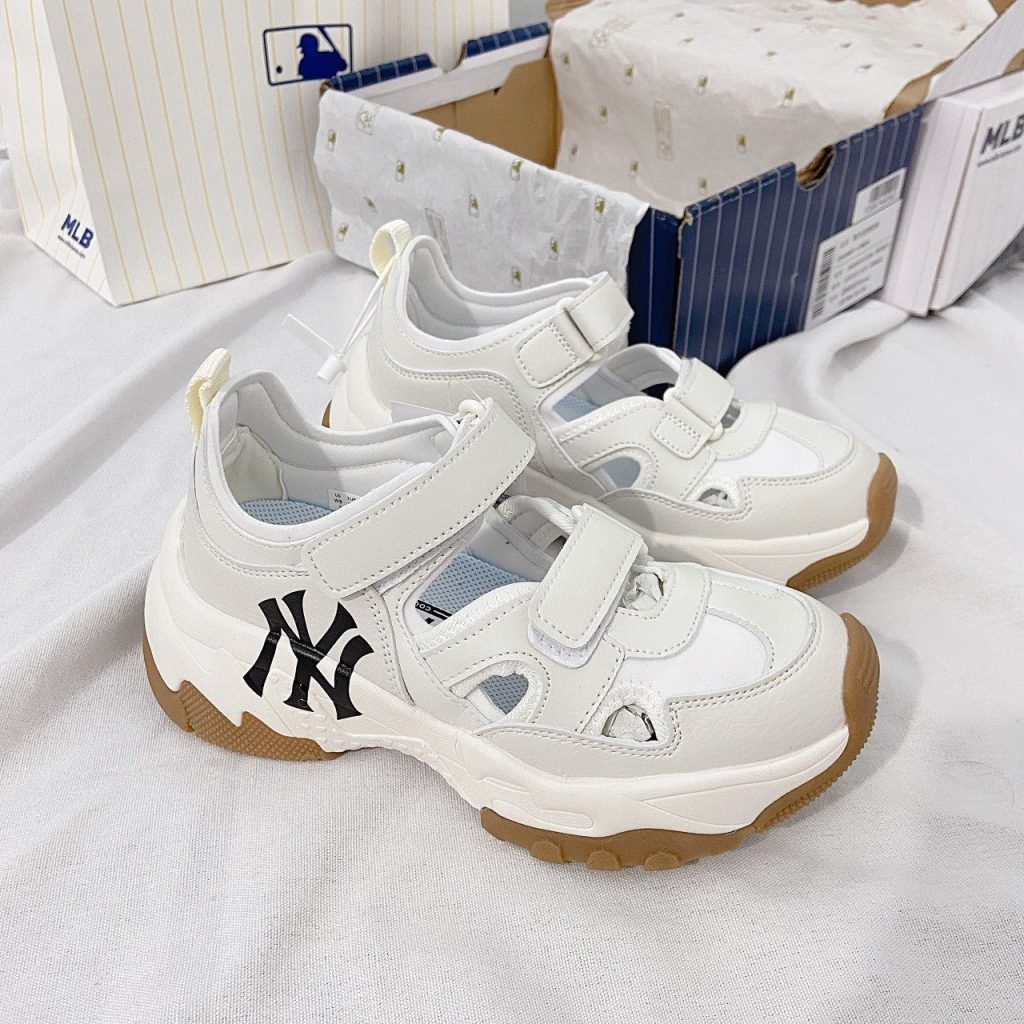 Giày MLB Big Ball Chunky Mask New York Yankees Cream