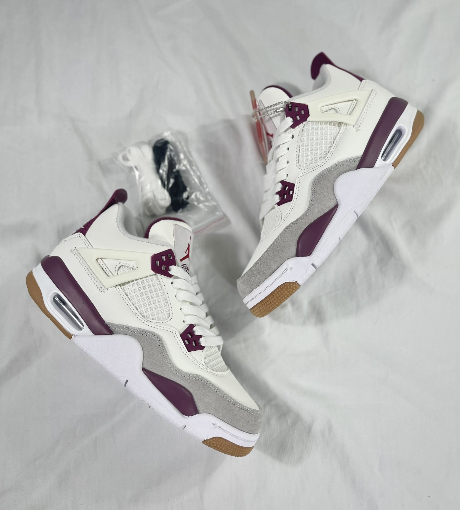 Giày Nike SB Air Jordan 4 Sapphire White Purple DR5415-105
