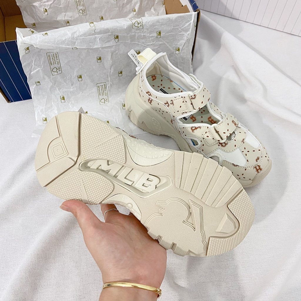 Giày Sục MLB Big Ball Chunky Mask Diamond Monogram