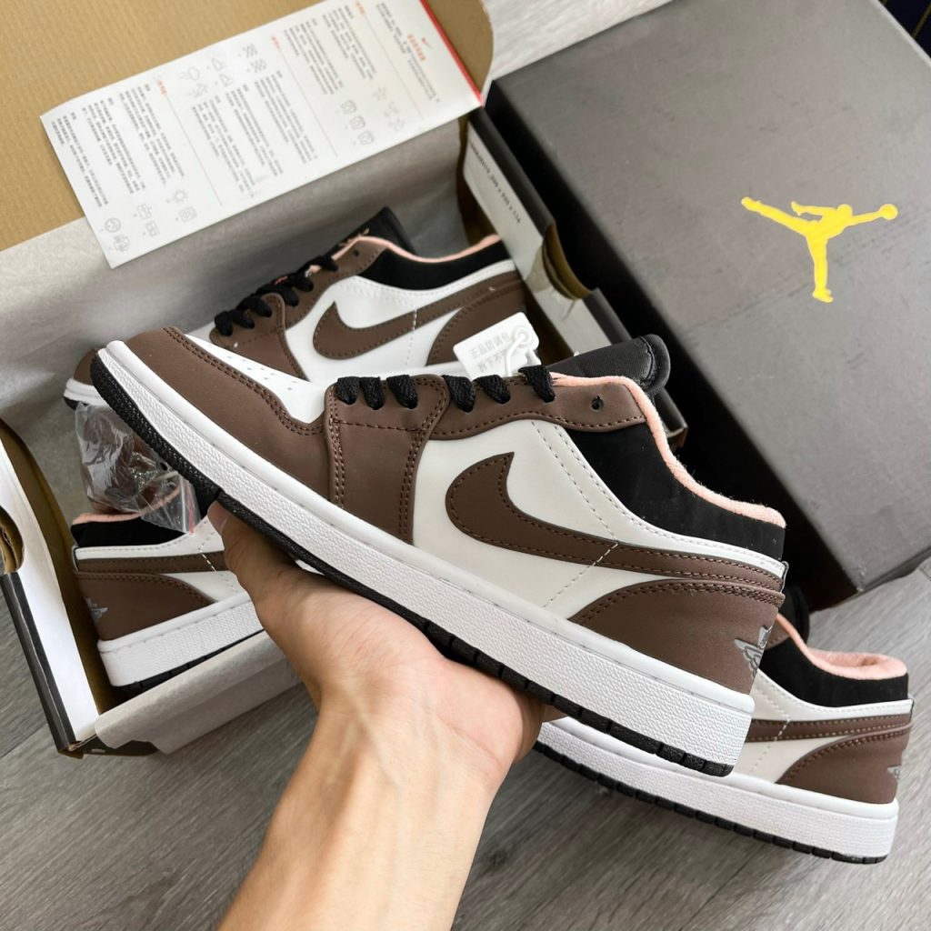 Giày Nike Air Jordan 1 Low SE GS Light Chocolate DM0589-200