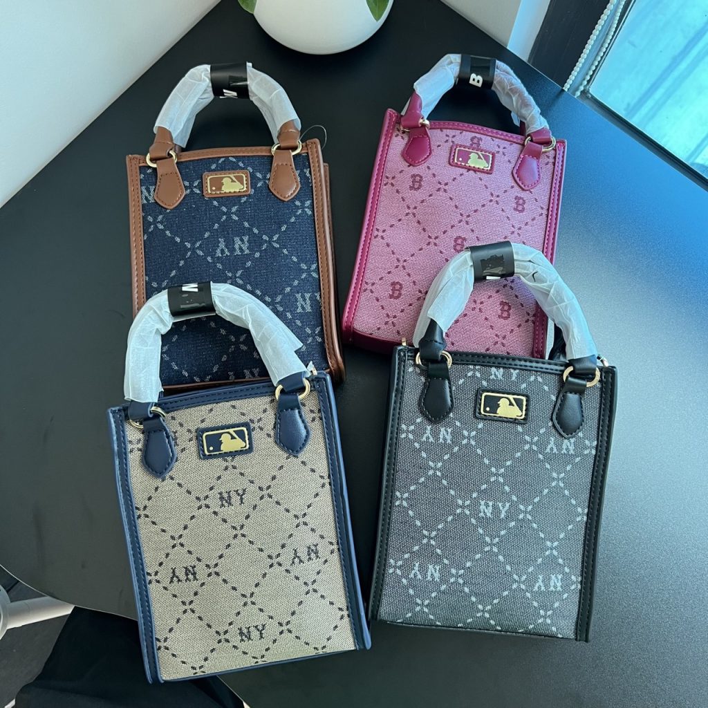 Túi MLB Classic Monogram New York Yankees Bag