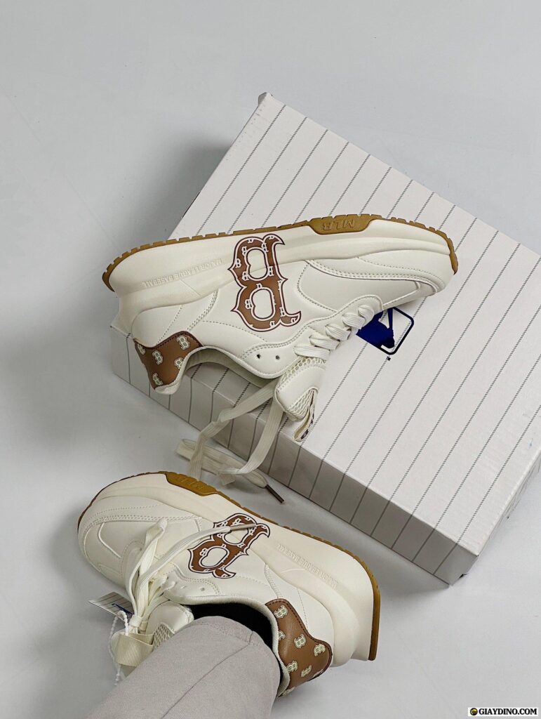 Giày MLB Chunky Runner Classic Boston Monogram 3ASHCRM3N 43BRS